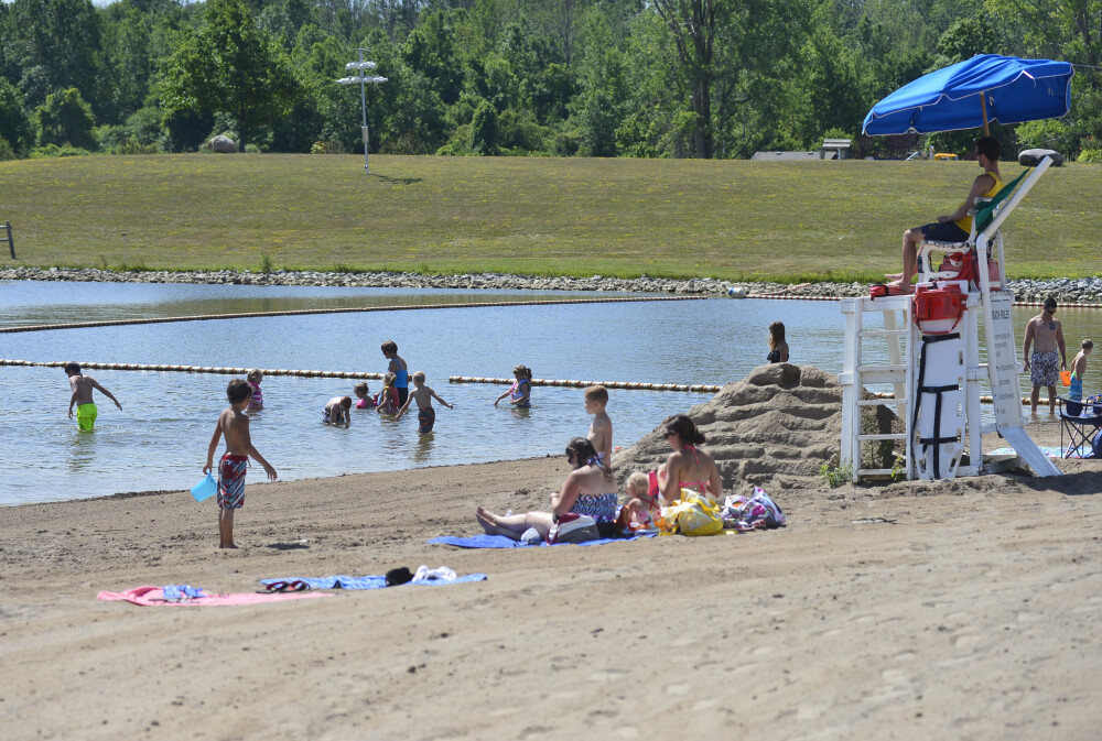 Darien Lakes State Park